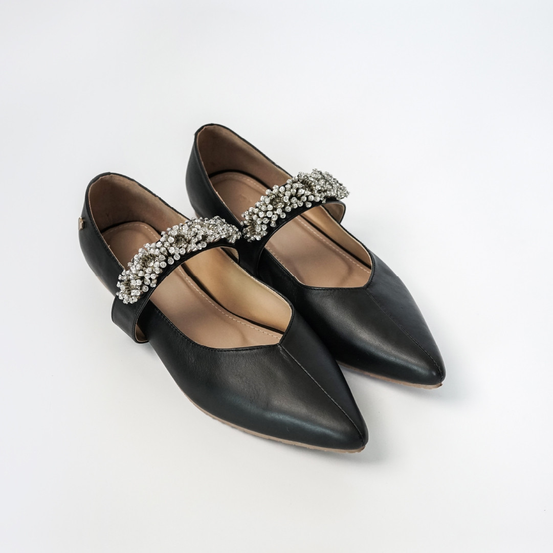 Pamela Black | IDR 850.000 | PVRA